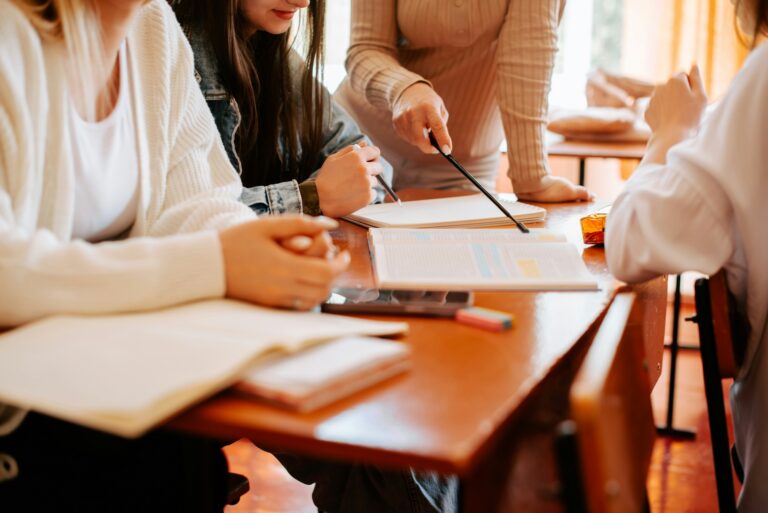 Essential Tips for First-Year University Students in Canada ...